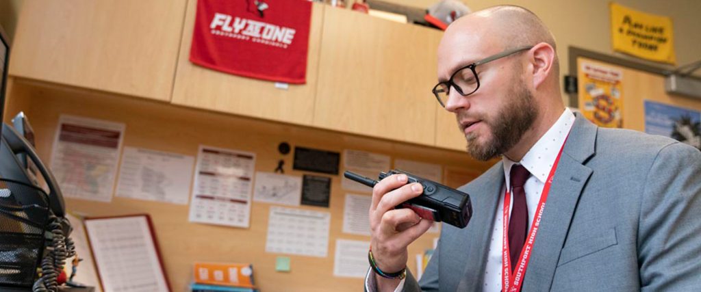 What Is A Two-Way Radio? | SJM